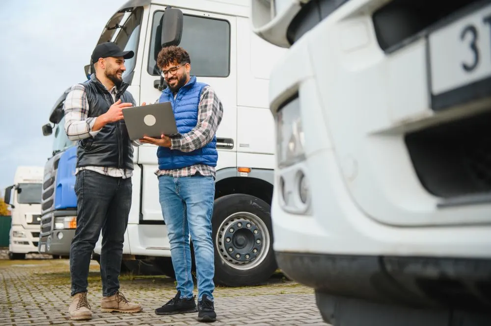 Fleet Management Systems Explained: How UAE Companies Save Costs | FMSi